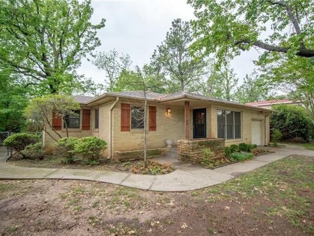 106 S Sherry Ave, Norman, OK 73069