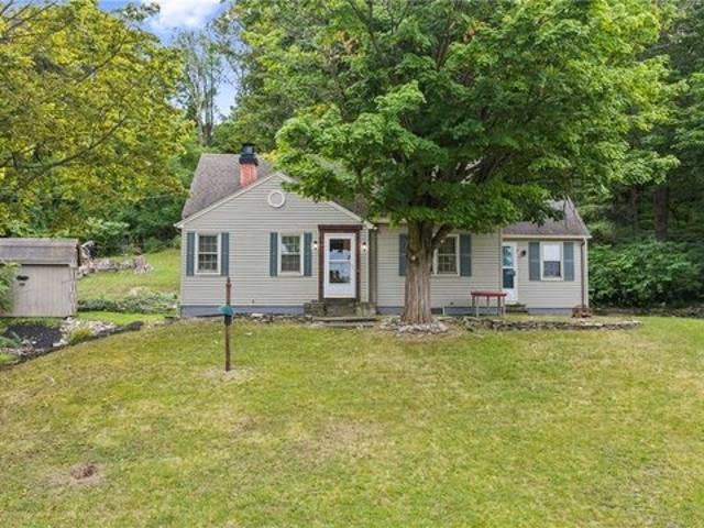 106 Snell Ter, Syracuse, NY 13205