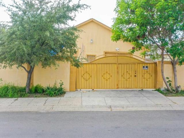 106 Salamanca Ave, Laredo, TX 78046