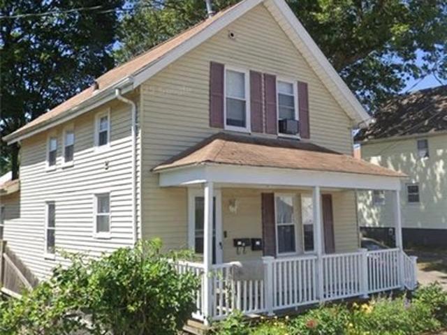 106 Samuel Ave, Pawtucket, RI 02860