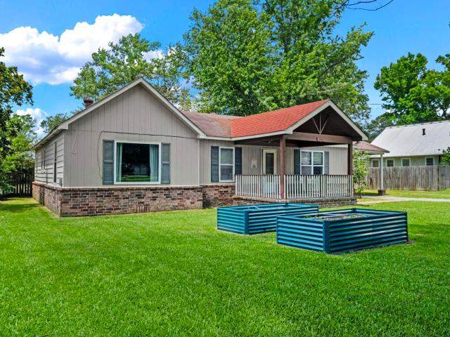 106 Short Street