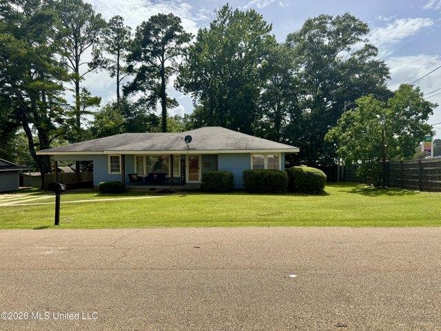 106 Sinclair St, McComb, MS 39648