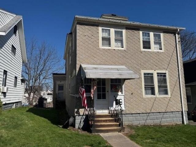 106 Squires Ave, Endicott, NY 13760
