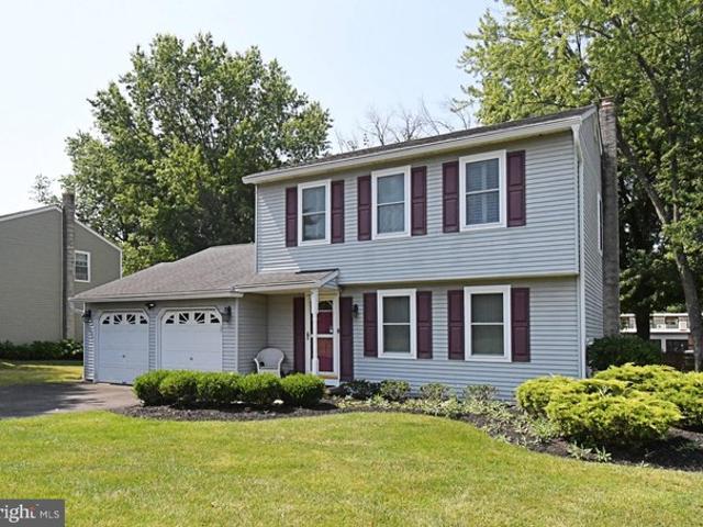 106 Station Dr, North Wales, PA 19454