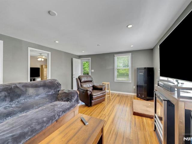 106 Steinmetz Road