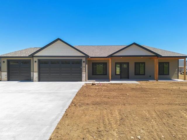 106 Stone Hill Dr, Custer, SD 57730