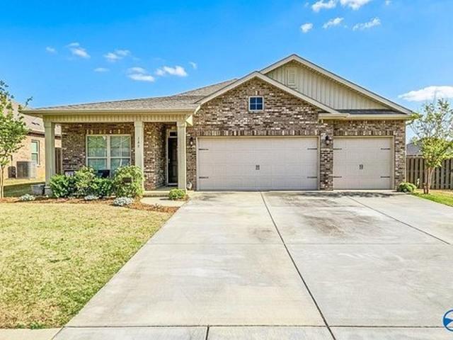 106 Sunlit Grove Dr, Harvest, AL 35749
