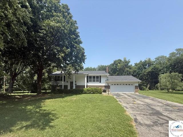106 SW Boulevard Ct, Sedalia, MO 65301