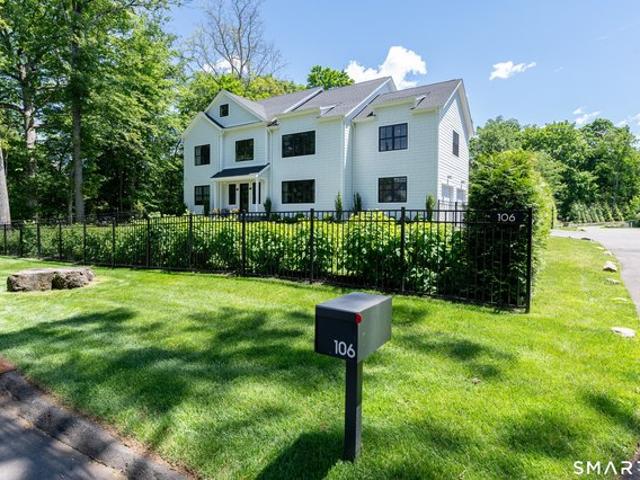 106 Pond Rd, Stamford, CT 06902