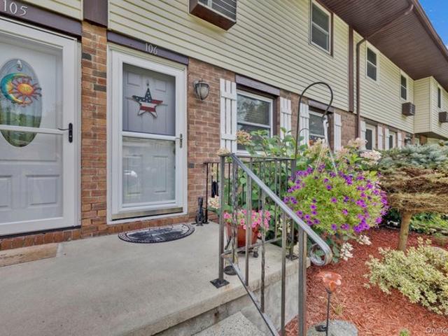 106 Parr Meadow Dr Unit 1F, Newburgh, NY 12550