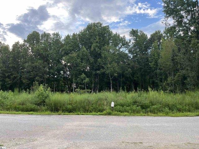 106 Pierce Rd, Williamston, SC 29697
