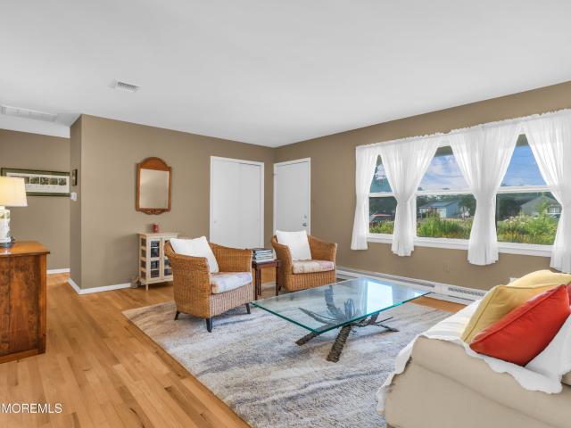 106 Pineway Drive