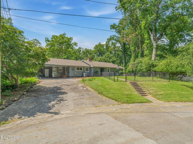 106 Plymouth Circle
