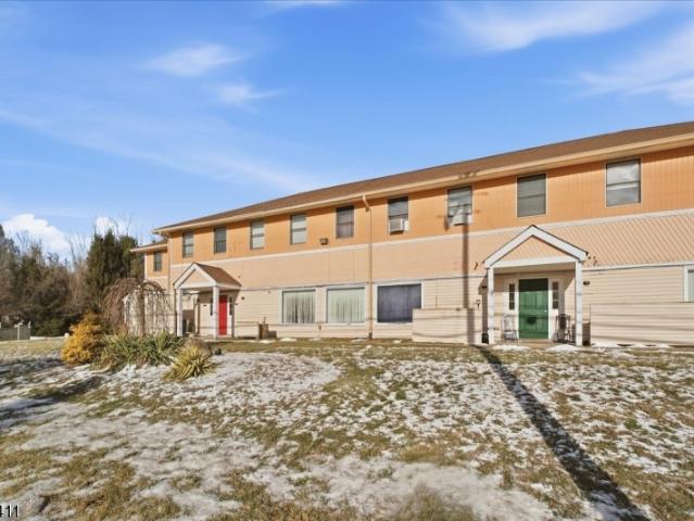 106 Quarry Rd Commer Ctr