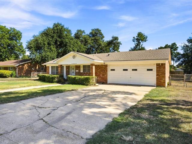 106 Royal Drive