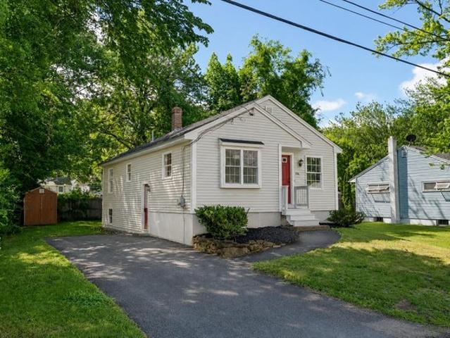 106 Romano Rd, South Portland, ME 04106