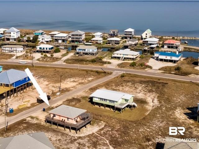 106 Ryan Ct, Dauphin Island, AL 36526