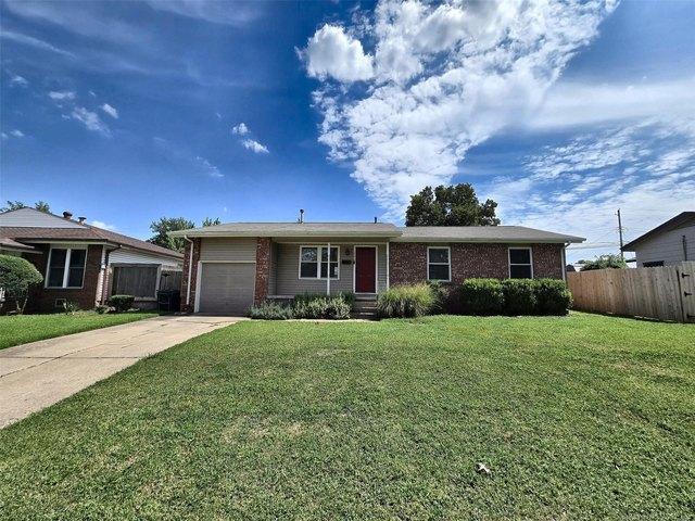 106 W 31 Pl S, Sand Springs, OK 74063