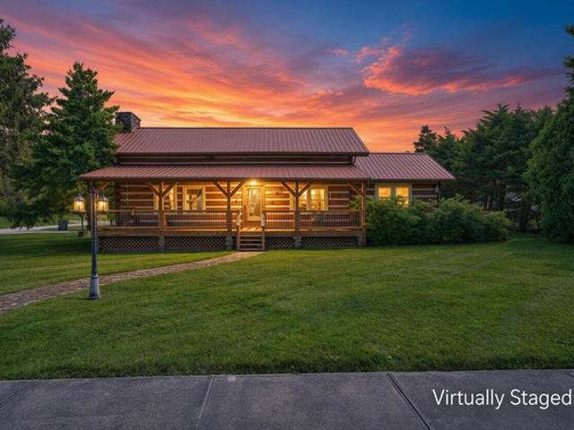 106 W Crawford Ave, Monterey, TN 38574