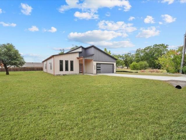 106 W Dogwood Trl, Fate, TX 75087