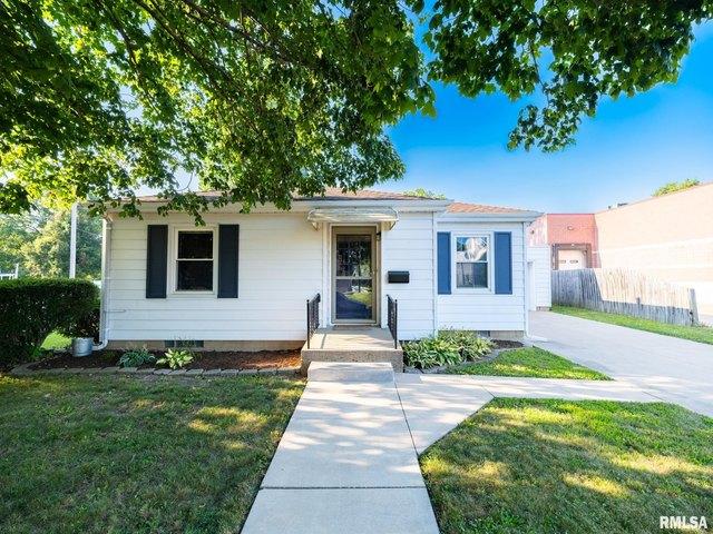 106 W Fast Ave, Mackinaw, IL 61755