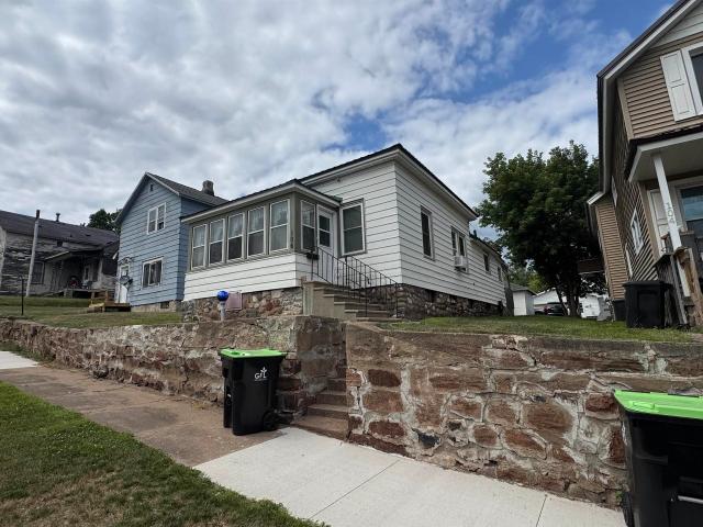 106 W Fleshiem Street