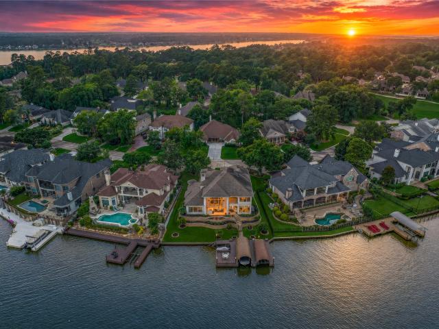 106 W Shore Drive