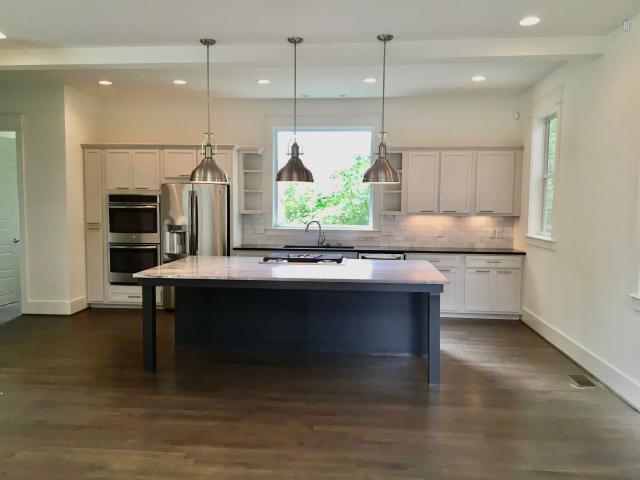 106 Woodmont Cir