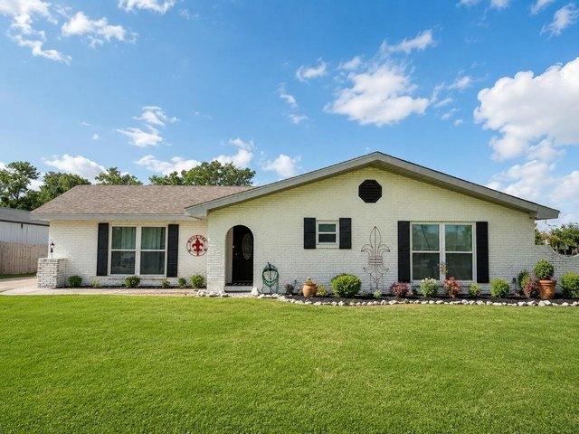 106 Wayside, Westlake, LA 70669