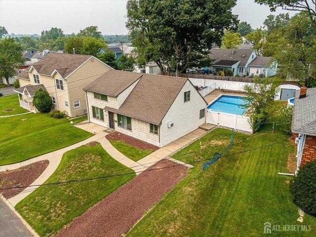 106 Washington Ave, Iselin, NJ 08830