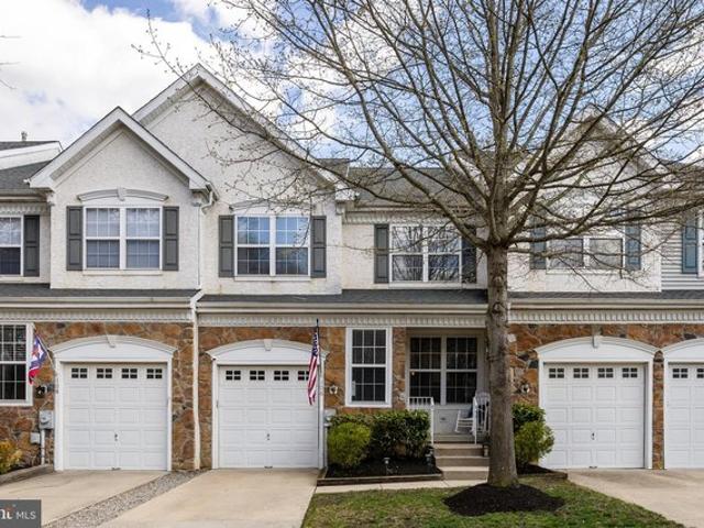 106 Weaver Dr, Marlton, NJ 08053