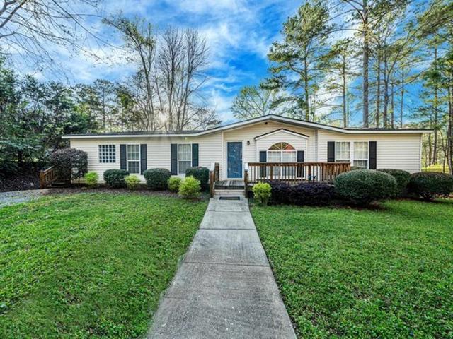 106 Whipporwill Ct, Eatonton, GA 31024
