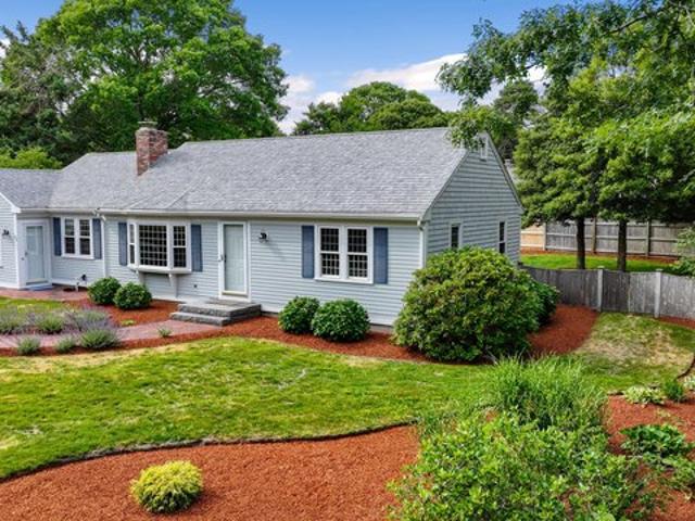 106 White Rock Rd, Yarmouth Port, MA 02675