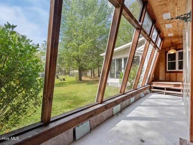 106 Whittaker Point Rd, Oriental, NC 28571 | MLS #100566