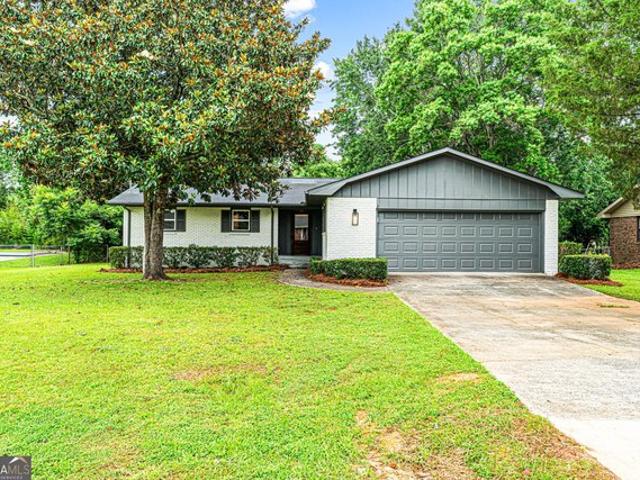 106 Williams Dr, Bonaire, GA 31005