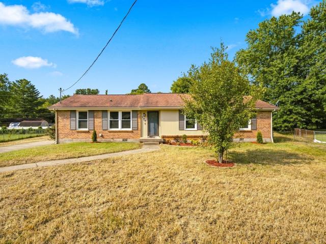 106 Winston Ct