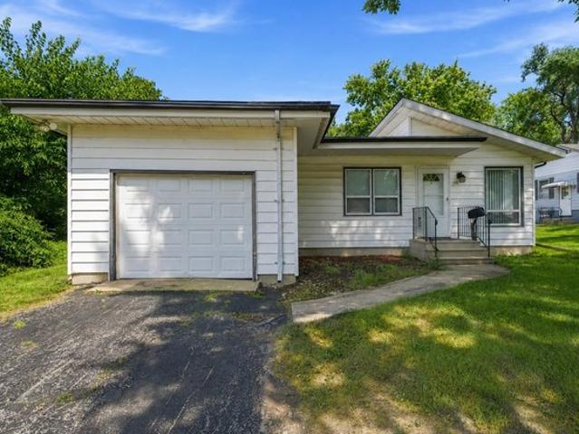 106 Thornton St, Lockport, IL 60441