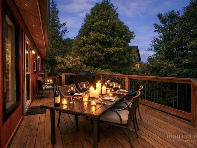 106 Upper Grouse Ridge Road