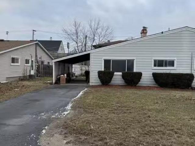 106 Valley View Drive, 106, Lakemoor, IL 60050