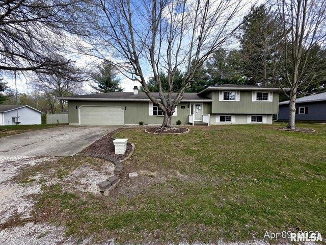 106 Victory Ln, Woodson, IL 62695