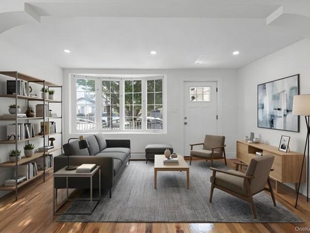 10743 th St, Richmond Hill, NY 11419