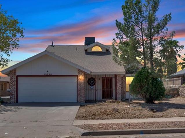 10740 Pleasant Hill Dr, El Paso, TX 79924