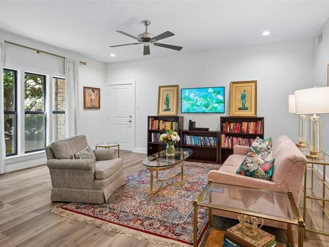10744 Park Village Pl Apt B, Dallas, TX 75230