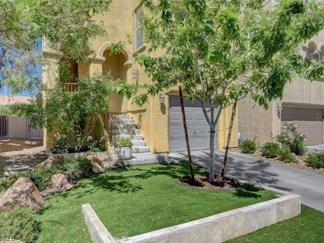 10749 Ackers Dr, Henderson, NV 89052 | MLS #2776 | Compass