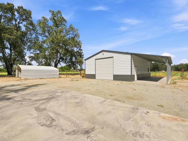 10749 Deschutes Road