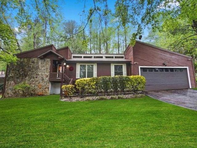 1074 Basswood Ct, Riverdale, GA 30296