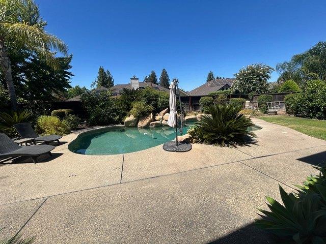 1074 E Cole Ave, Fresno, CA 93720