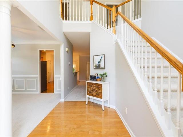 1074 Frog Leap Trail NW