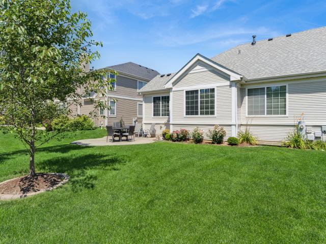 1074 hampton lane