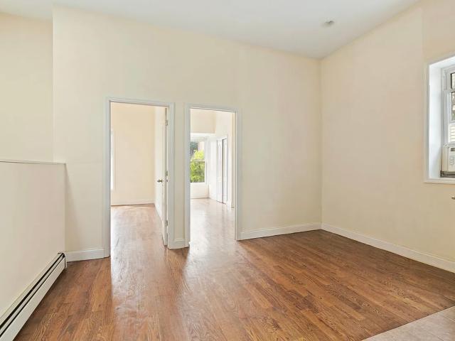 1074 jefferson avenue 2